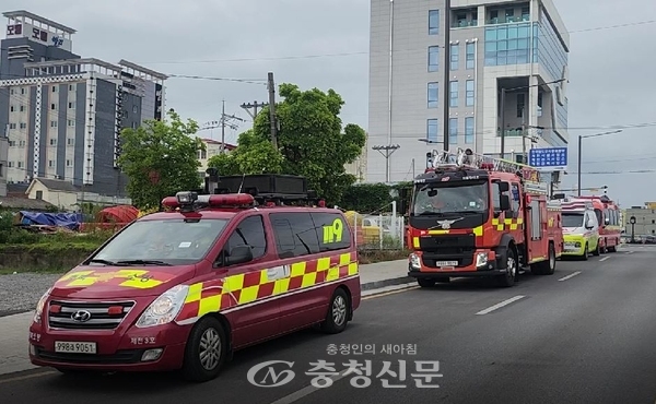 제천소방서, 소방차 길 터주기 훈련 전개